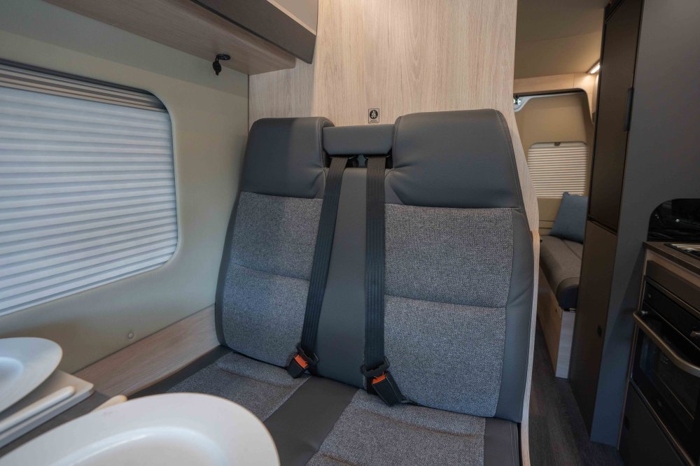 New Fiat Autotrail Adventure 55 140BHP Auto Motorhome for Sale ...