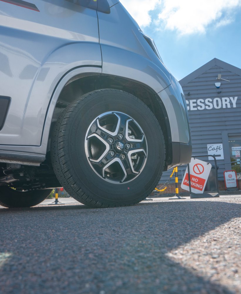 New Fiat Autotrail Adventure 55 140BHP Auto Motorhome for Sale ...