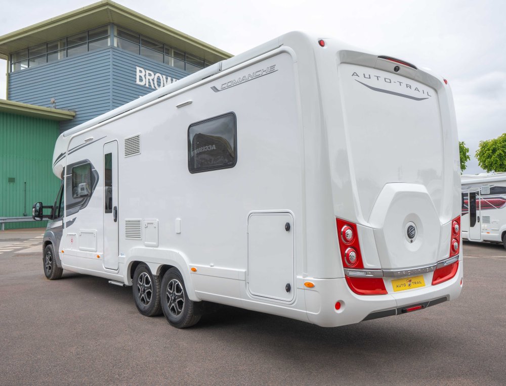 New Fiat Autotrail Comanche 180BHP Auto Motorhome for Sale | Brownhills ...