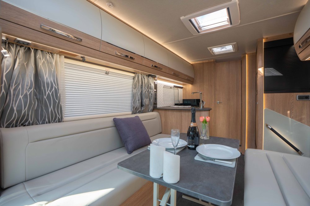 New Fiat Autotrail Comanche 180BHP Auto Motorhome for Sale | Brownhills ...