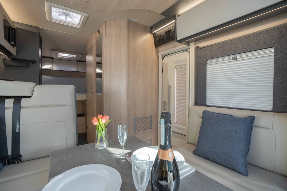 New Ford Autotrail F-Line F70 165BHP Motorhome for Sale | Brownhills ...